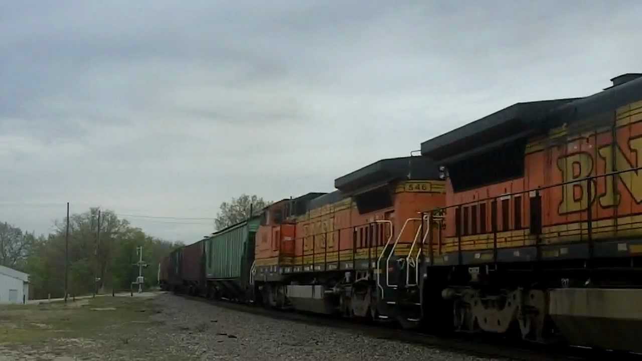 NS 9255 Operation Lifesaver Leads 5 Engine Lashup, Orion, IL - YouTube