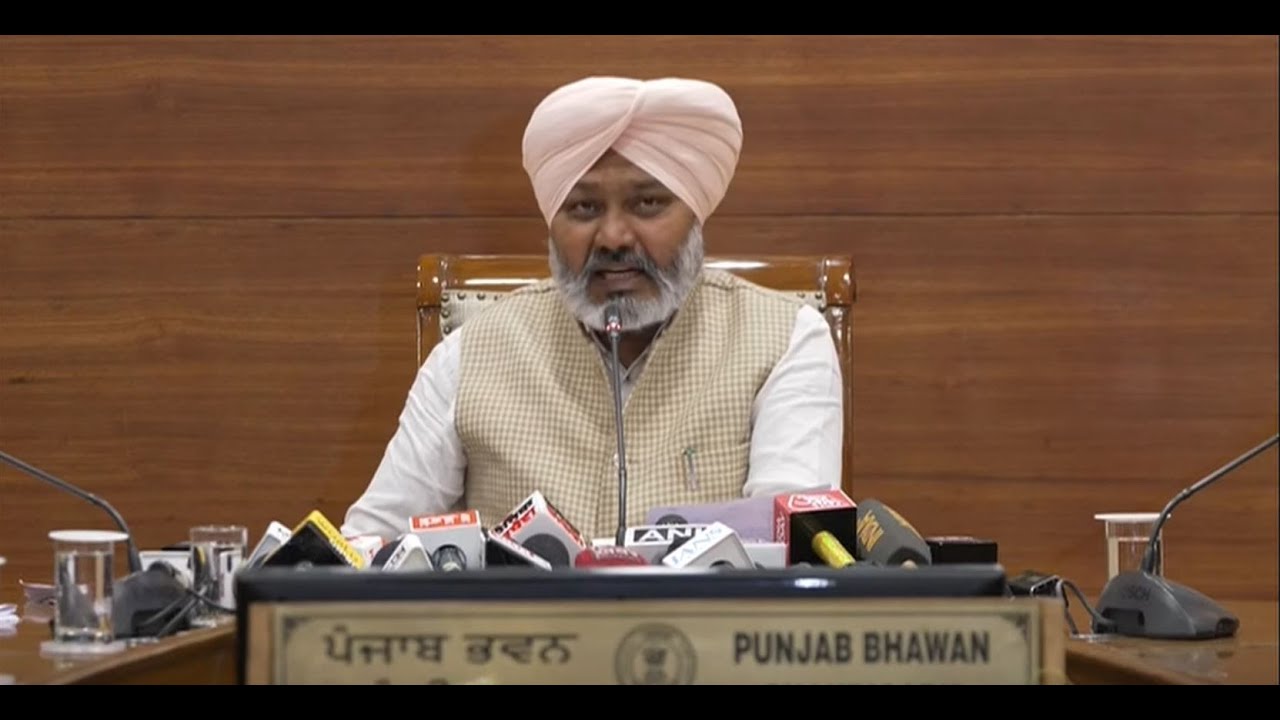 LIVE: Congress party briefing by Dr Ajoy Kumar at AICC HQ. - YouTube