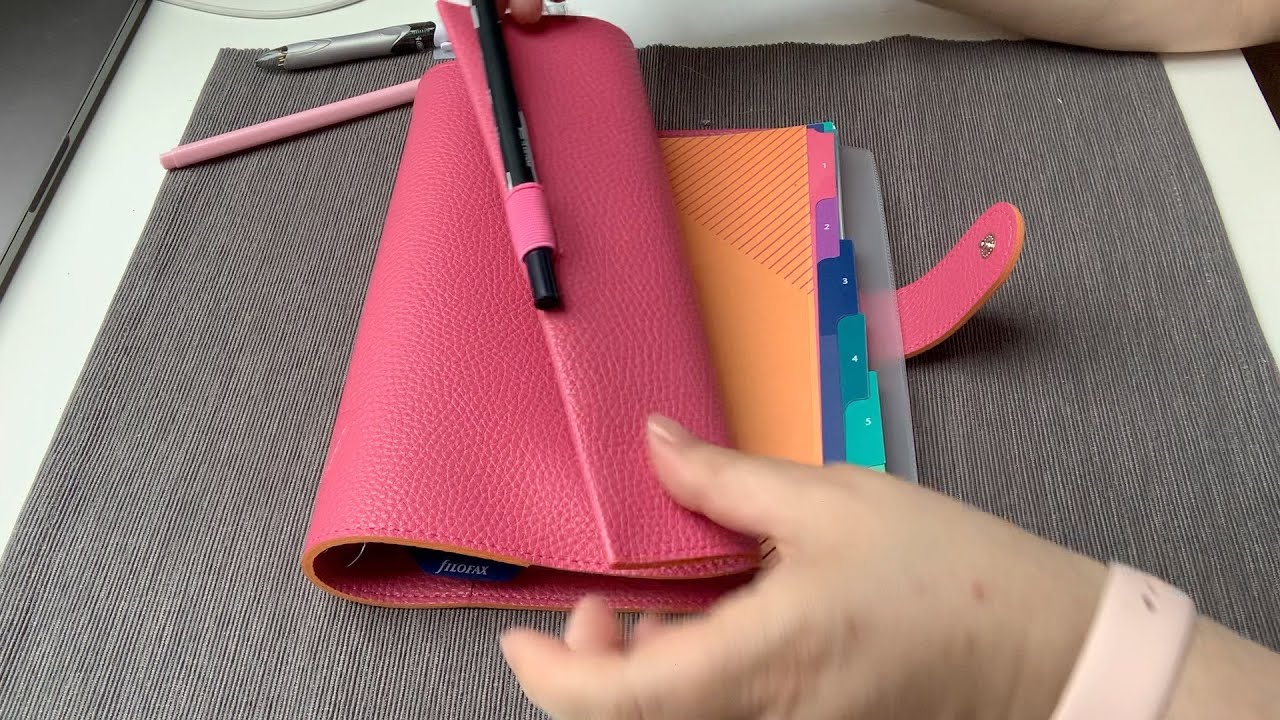 A look inside the Filofax Pop A5 planner - YouTube