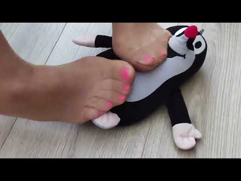 Mirrinda; nylon feet -  toy crush, trample, giantess, crushing, stomping , high heels