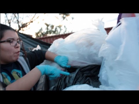 First Time Dumpster Diving - YouTube