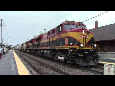 NB Union Pacific Grain Train at Woodstock IL with KCSM GEVO and KCS ACe 4/22/2023 - YouTube
