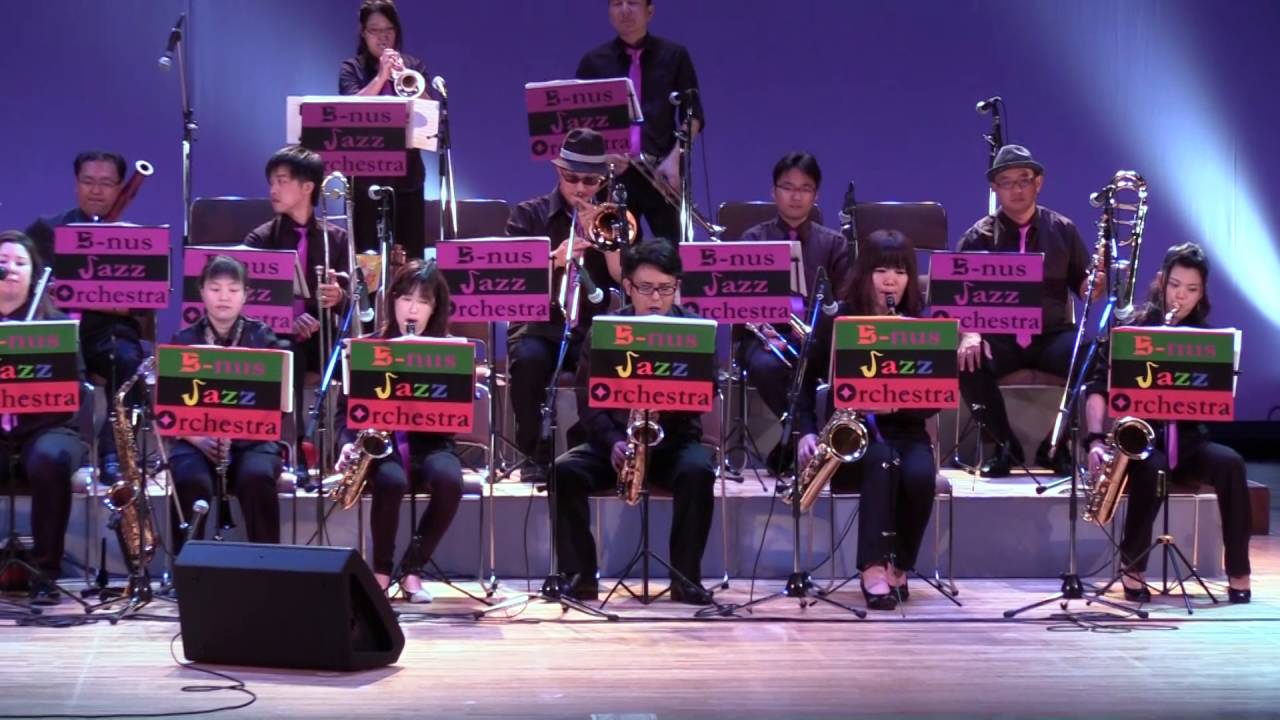 Dancing Puppet 2016 09 17 - YouTube