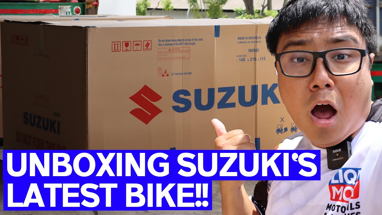 Suzuki's New Class 2B Motorcycle: Uncrating & Reveal - YouTube