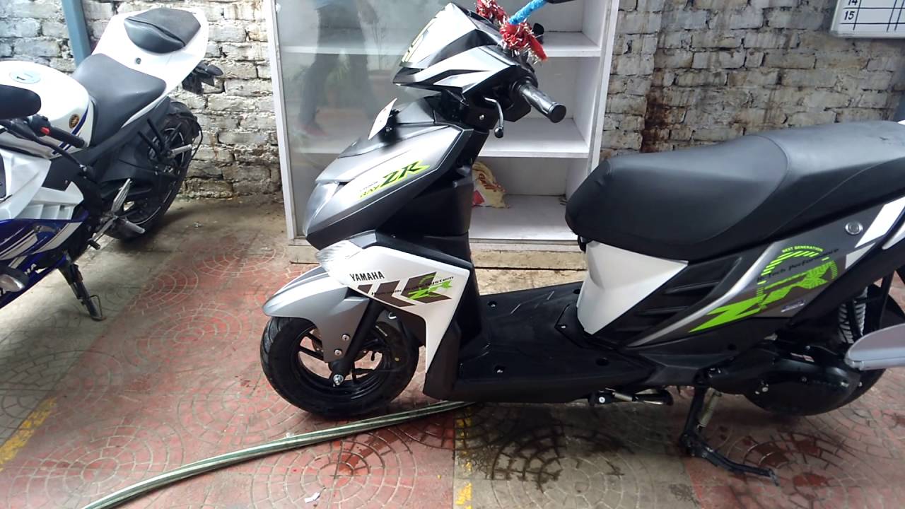 Yamaha/ray zr disc - YouTube