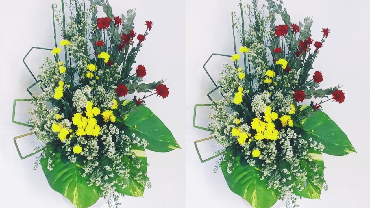 Membuat rangkaian bunga aster merah,aster kuning dan pikok putih dengan ...