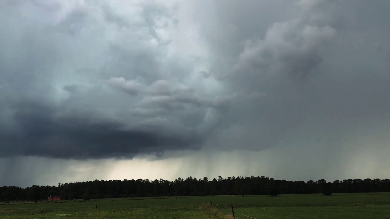 + (positive) CG (cloud to ground) near Bakkeveen, Friesland. - YouTube
