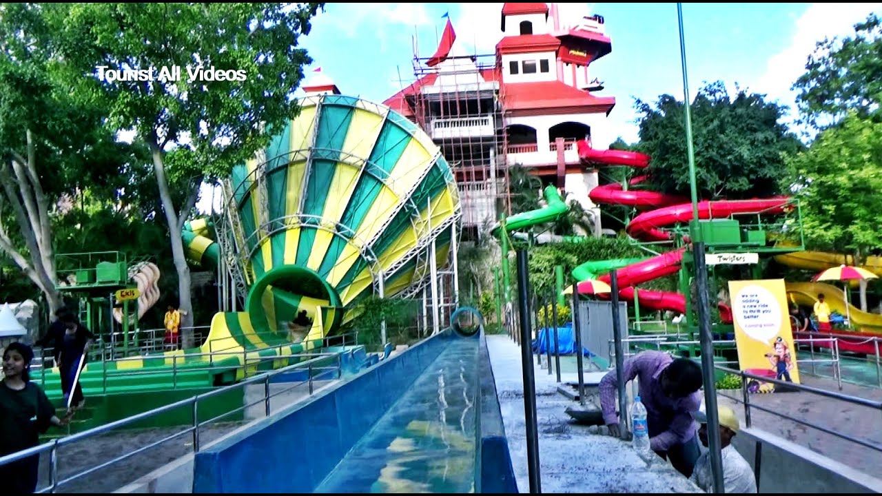 Tourist Amazing Water Slides Swimming Play and Wave Pool Water Rides ...