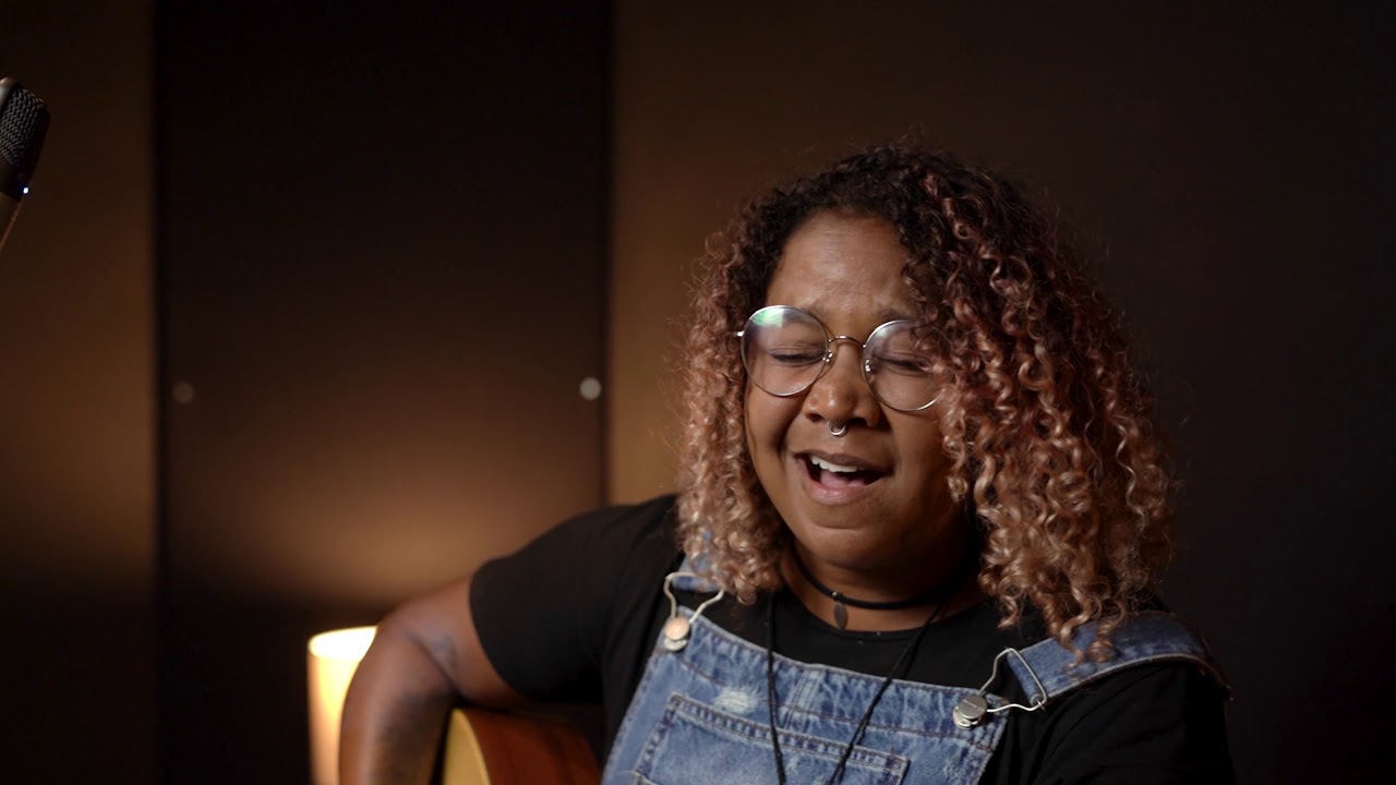 Carol Faria - Cecília (Cover Oficial) - YouTube