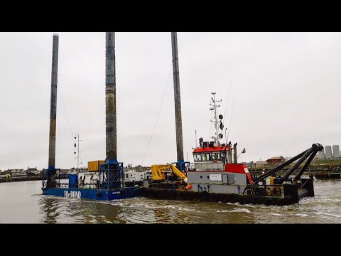 Pilot boat, a barge and a sea Jack all coming into Great Yarmouth ...