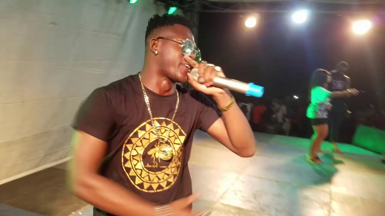 TÉNOR - CONCERT AU STADE OMNISPORTS DE LOMÉ (TOGO) - YouTube