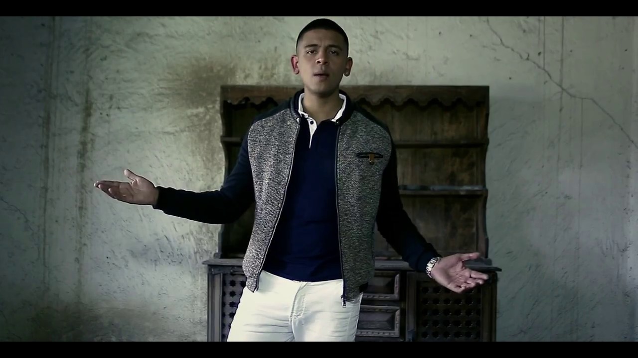 Es mejor así - Julián Ramírez (Video Oficial) - YouTube