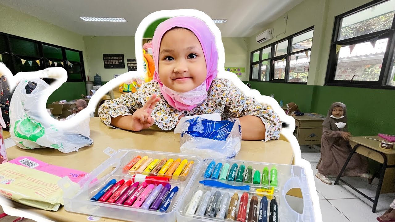 Gia ikut Lomba Mewarnai di MI PKP Jakarta Islamic School - YouTube