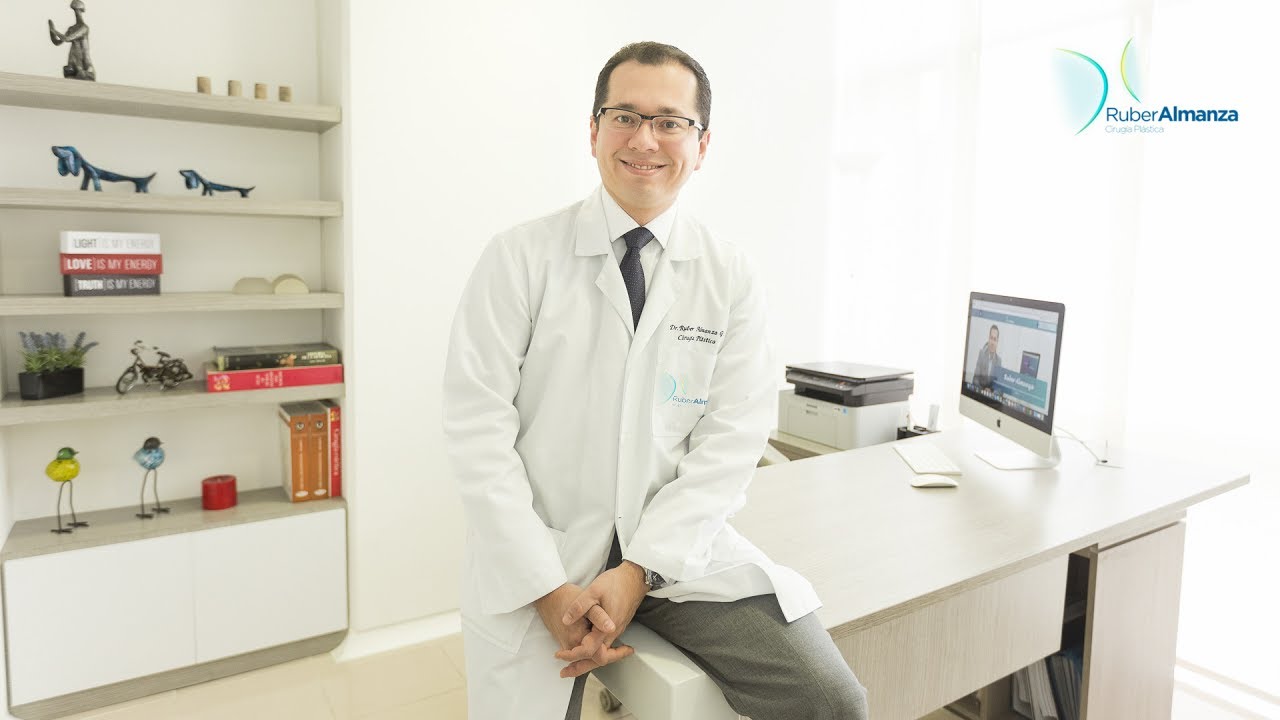 Dr. Ruber Almanza - Cirujano plástico (Bogotá, Colombia) - YouTube