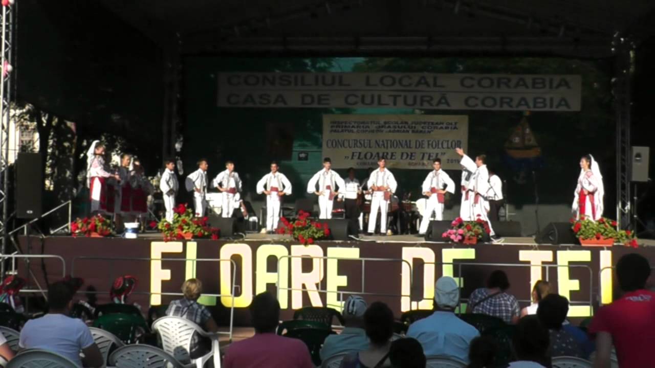 Mugurasii Brancovenilor la "Floare de tei" Corabia 2015 - YouTube
