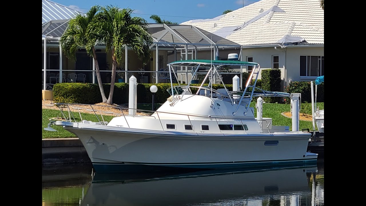 Albin 32+2 Walkthrough Tour - YouTube