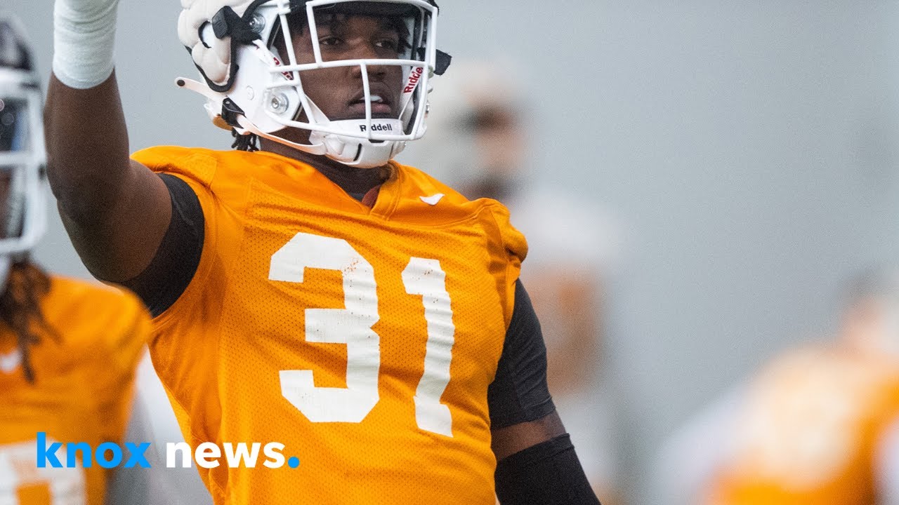 How Tennessee freshman Caleb Herring gained 21 pounds in a month - YouTube