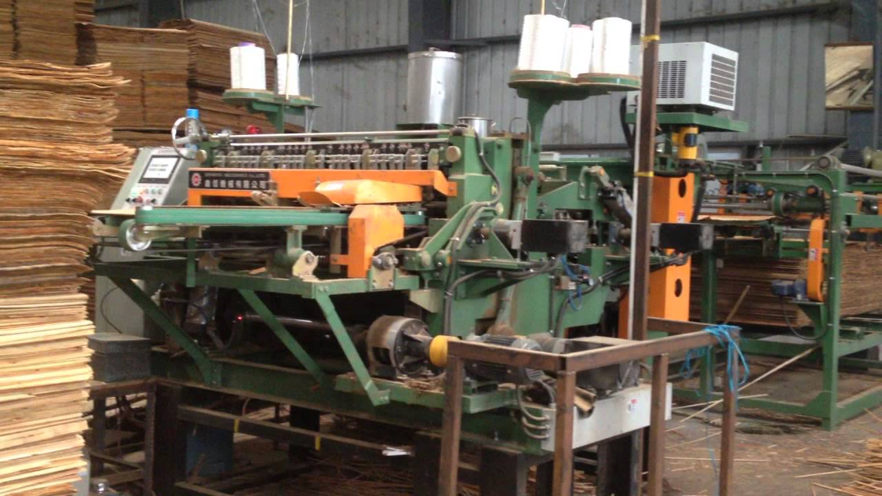 ZP1300 Veneer Composer Machine (Plywood) - YouTube