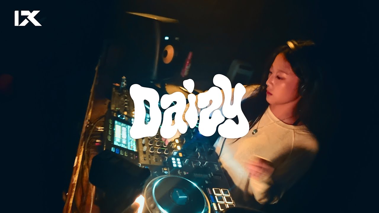 Daizy @ Mushroom | Dubstep, trap live set - YouTube