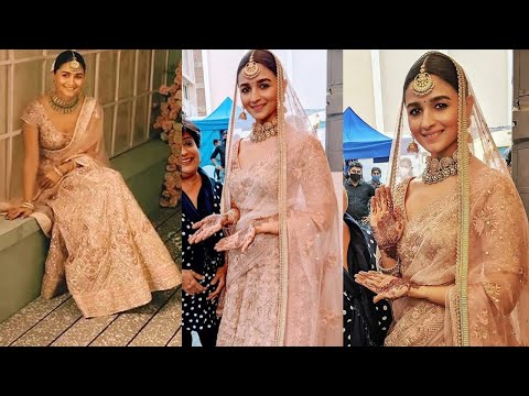Alia Bhatt's First Look flaunting her Mehendi after her secret Wedding with Ranbir Kapoor & Family