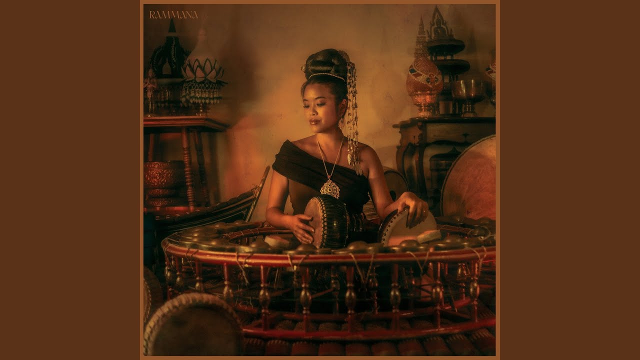 Si Chomphu - YouTube