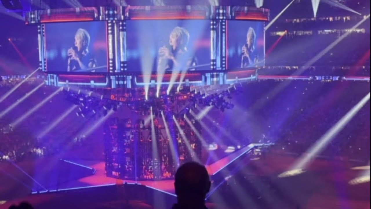 Speakers cut off at Journey concert at Rodeo Houston - YouTube