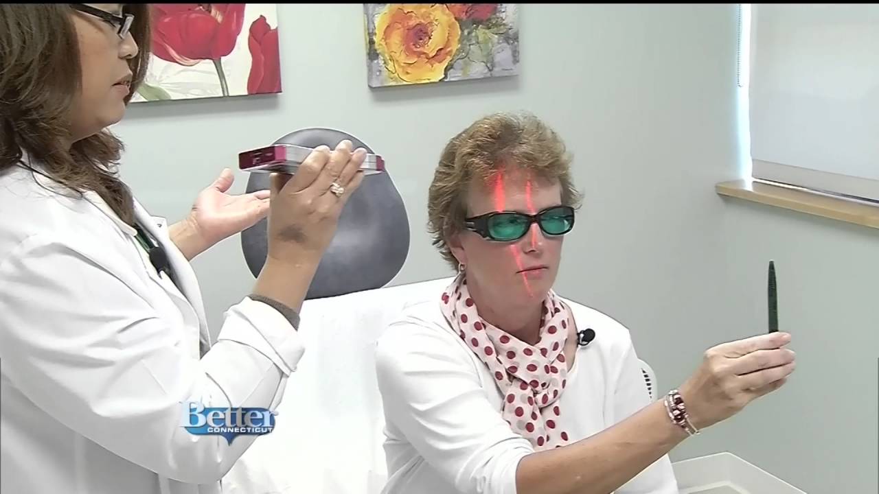 Dr. Eileen Comia using Low-Level Cold Laser therapy for Pain - YouTube