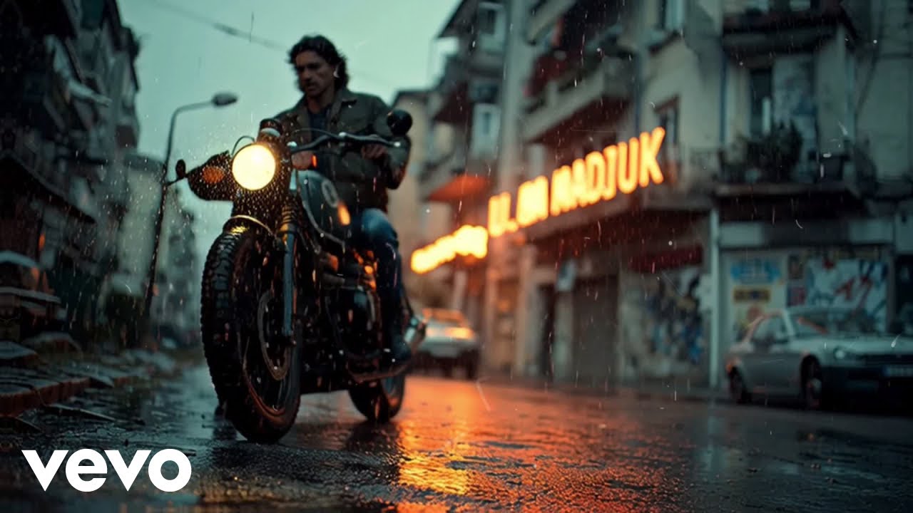 Leo Rojas de Cenizas Vivas - Corazón de Fuego (Official Music Video ...