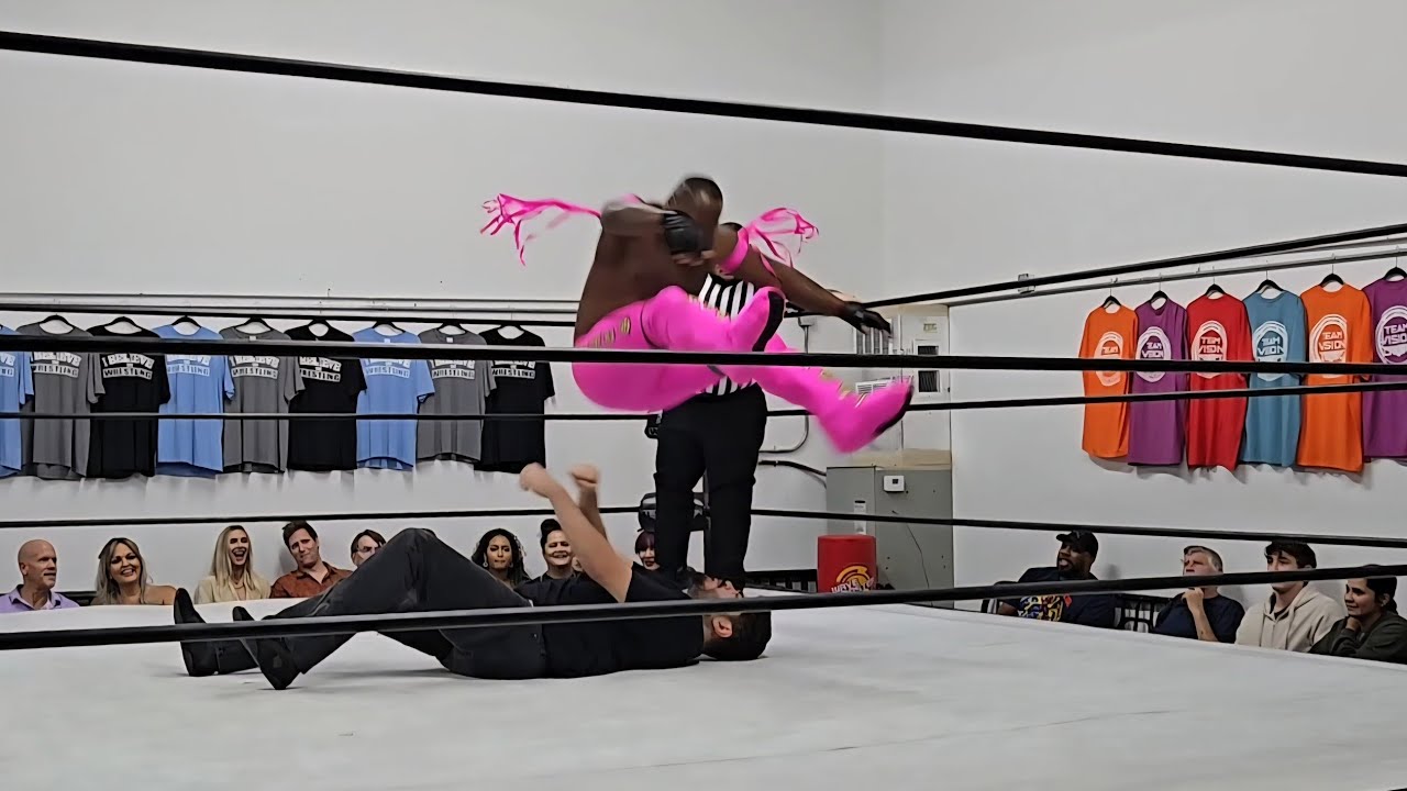 Deon James vs. Cayotair - YouTube