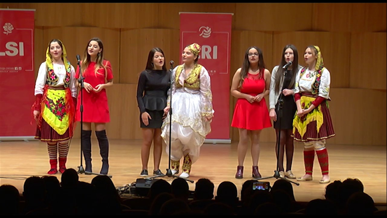 Kur bie Fyelli Ciftelia Versioni LRI - YouTube