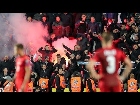 WM-Quali gegen Tschechien: Deutsche Fans stören Schweigeminute und grölen Nazi-Lieder
