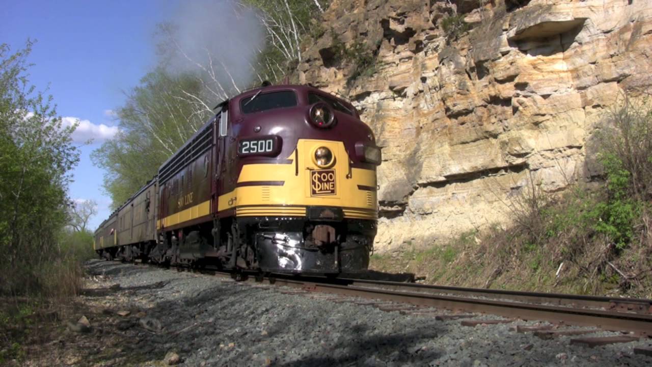 Soo Line 2500 Photo Charter - YouTube