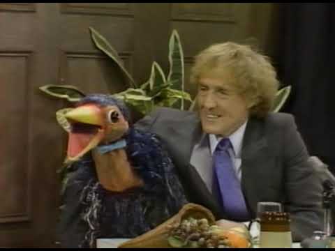 Comedian Marla Lukofsky meets Emu and Rod on EMU TV - YouTube