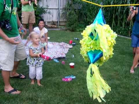 Pinata Fun on 7-18-09 - YouTube