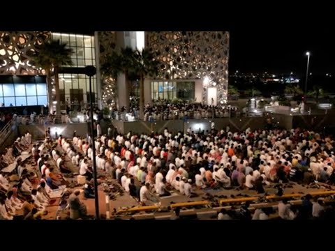 Worshippers crowded in SAEED RADDAD MOSQUE for ramadan prayers in ...