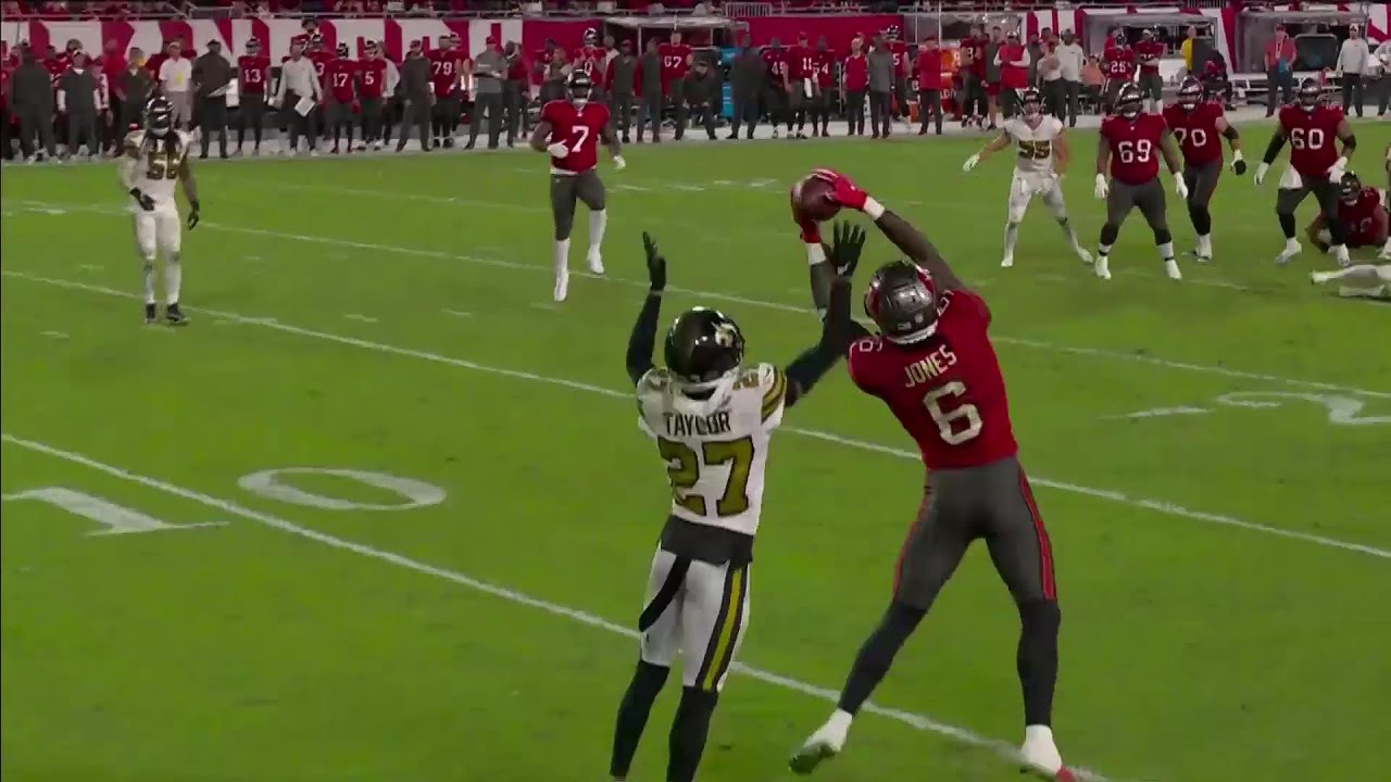 Julio Jones INCREDIBLE Catch Sets Bucs Up Near Endzone | Tampa Bay ...