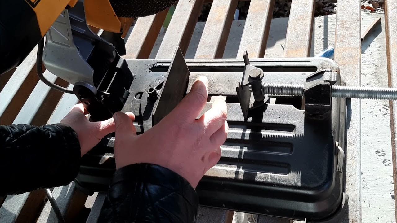 Почему монтажная пила пилит криво - YouTube