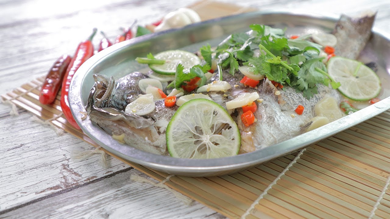 泰式蒸石斑鱼 Thai Steamed Garoupa Fish - YouTube