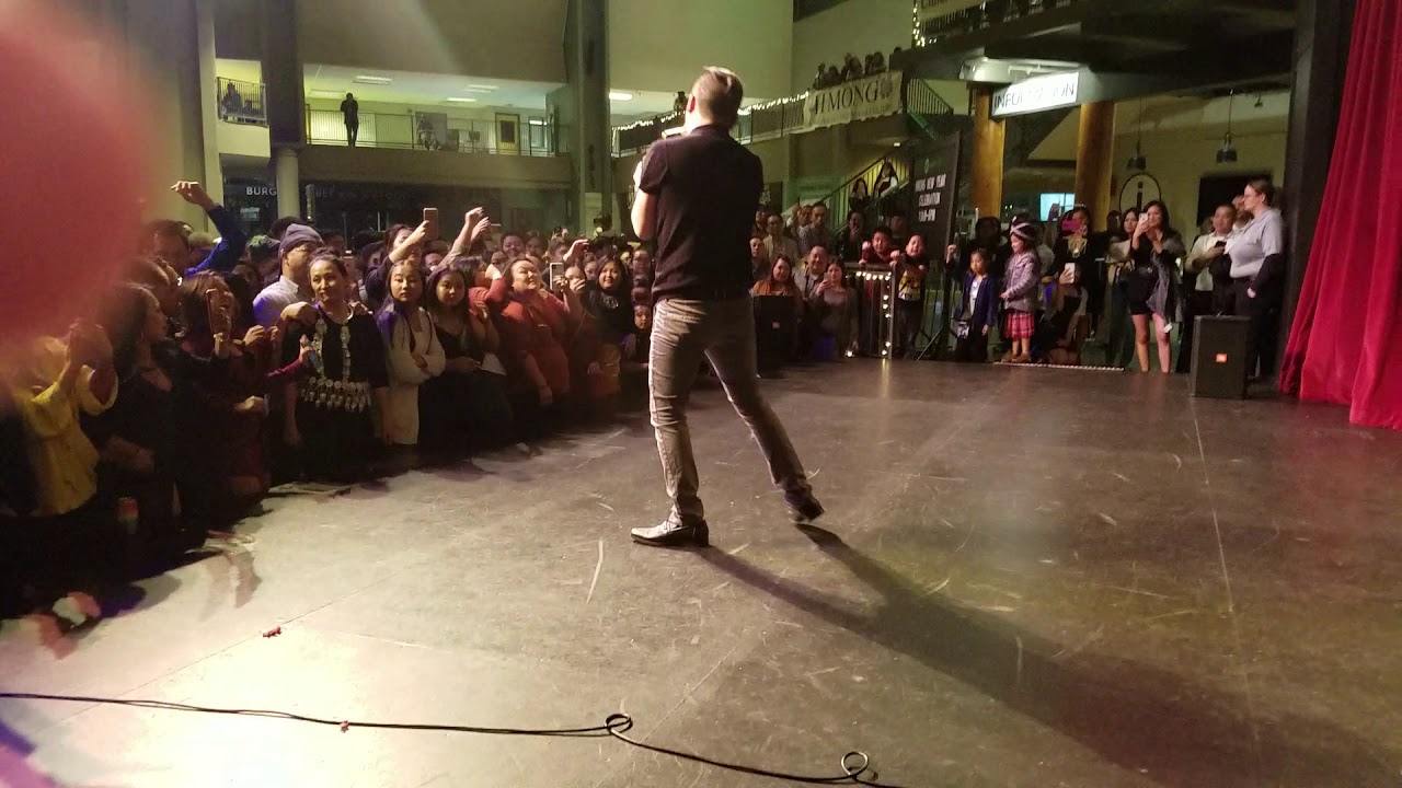Seattle Hmong New Years 2019 - 2020 Night Concert David Yang - YouTube