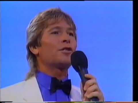 John Denver with John Williams & Boston Pops [1986] ② - YouTube