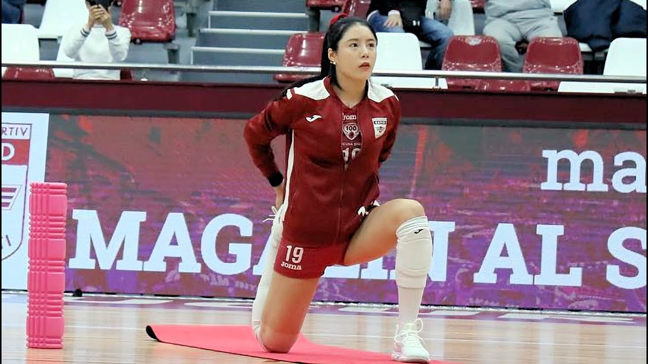Lee Da-yeong (이다영) vine in Bacău: CSM Ştiinţa vs CS Rapid București ...
