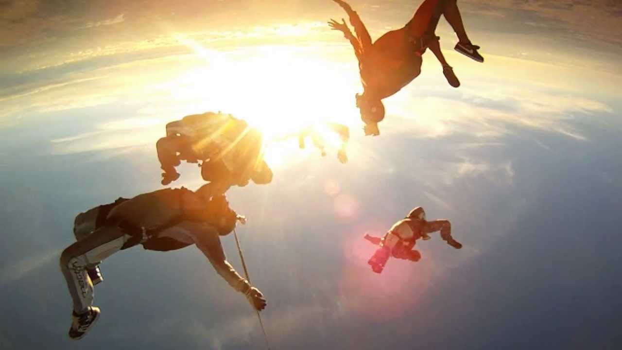 Skydive - Tandem 6 Cameras 4200m with some friends - YouTube
