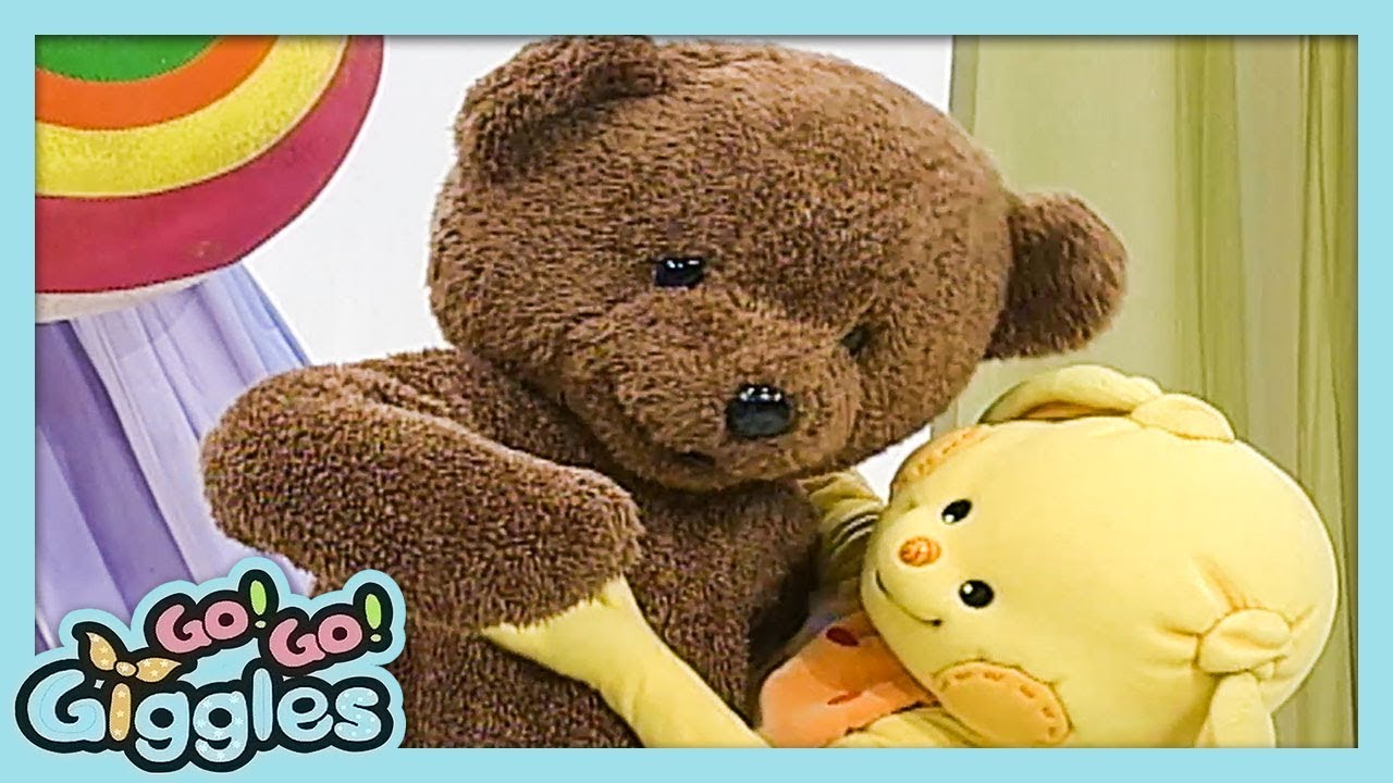 Go! Go! Giggles - The Bear Went Over the Mountain - YouTube