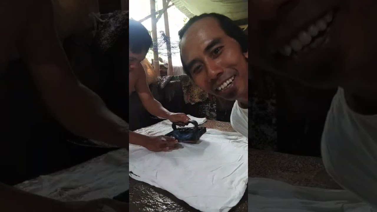 BATIK ZANITHA sedang live sekarang! - YouTube