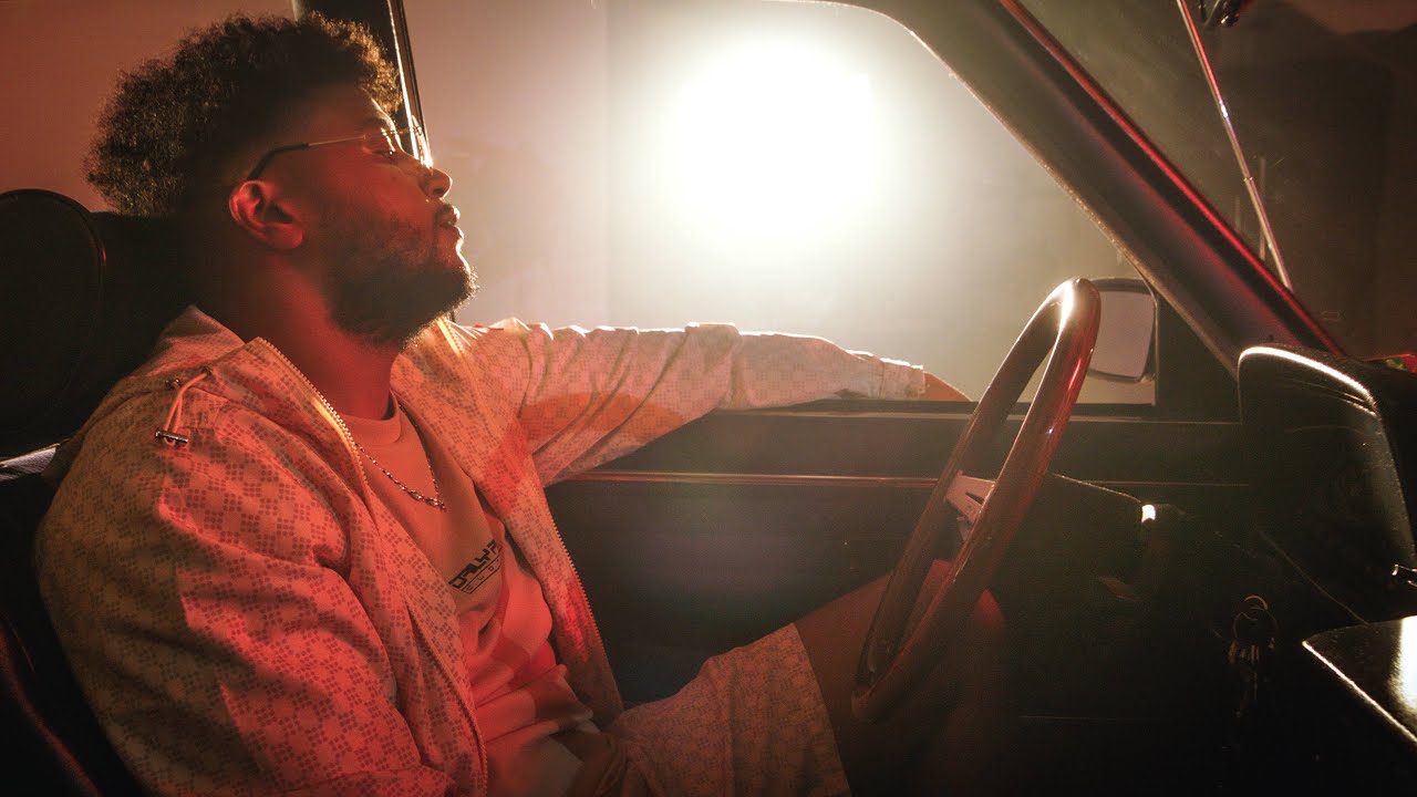 Blanka - Mañana [CLIP OFFICIEL] Prod. by Aryan Parsa - YouTube