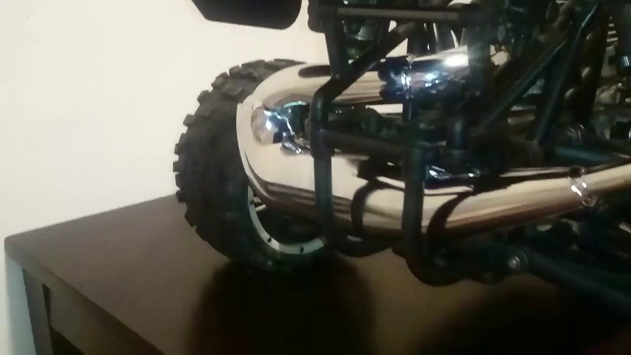 Hpi Baja 5b with Ddm Racing Dominator V2 - YouTube