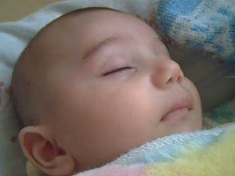 kerem' e teyzesinden hatıra.. ferhat göçer cennet eşliğinde