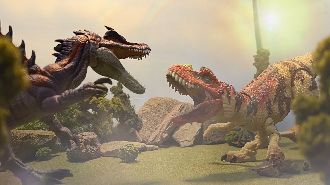 Hammond collection Jurassic Battles (Spionyx vs Ceratosaures) epic ...