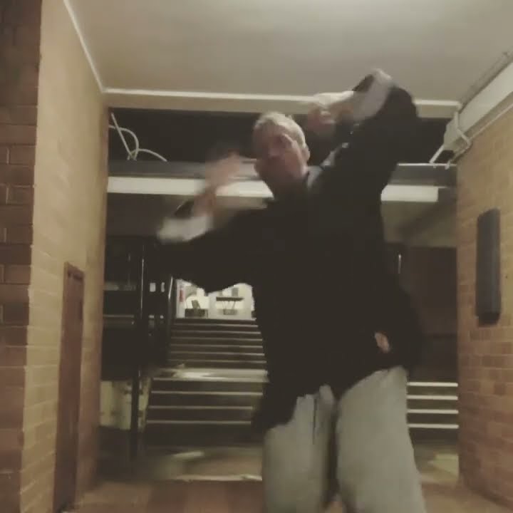 Yang Mian Calligraphy Elbow Flow - YouTube