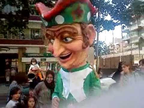 FIESTAS DEL ARRABAL 2012 RECORRIDO DE CABEZUDOS 16 DE MAYO CON EL ...